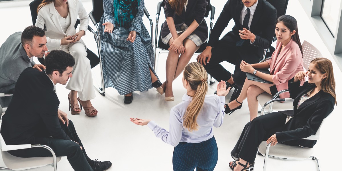 Sales Training Examples to Help You Boost Pharma Sales